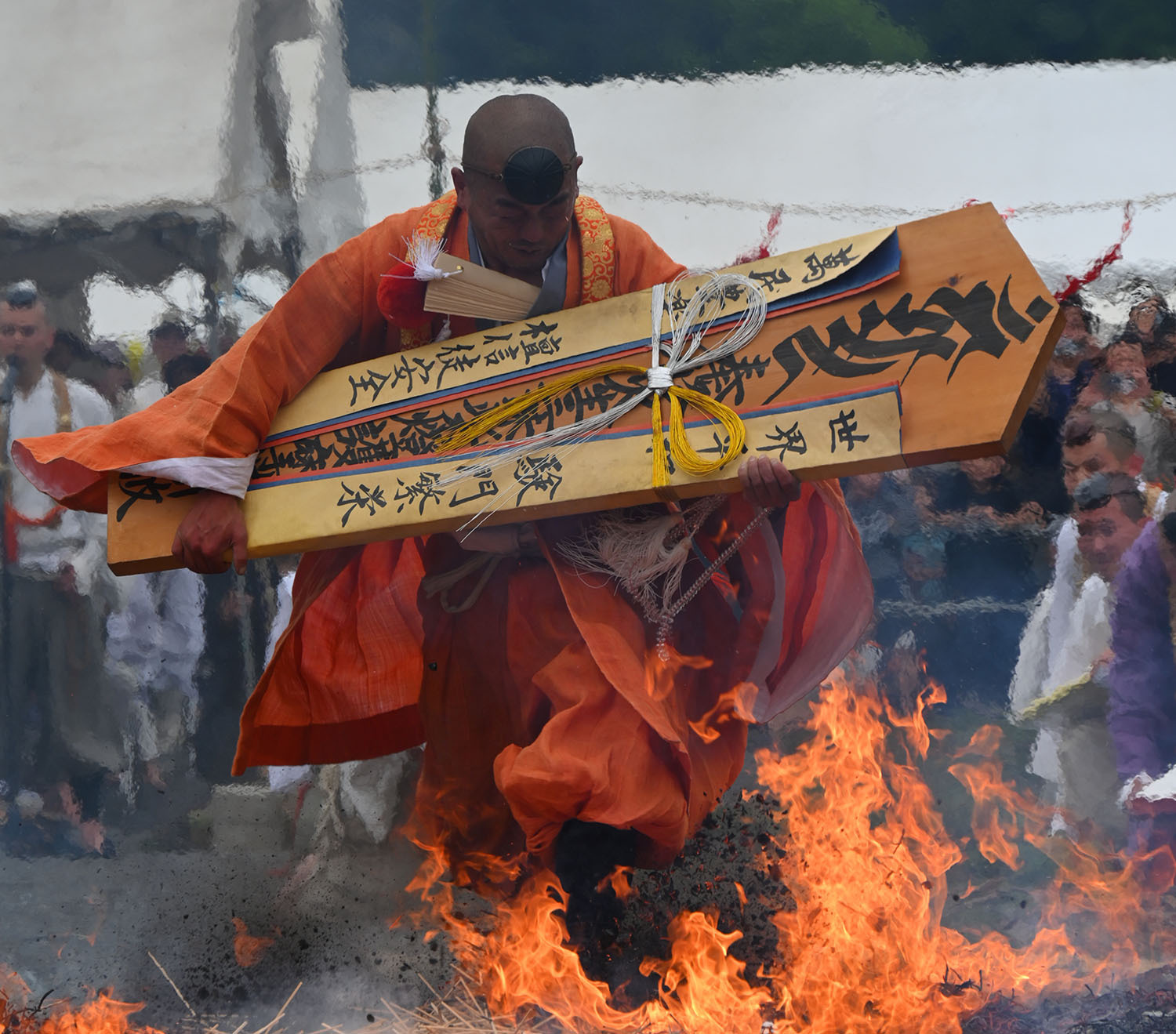 宇都宮・多氣山・大火渡り祭（急）: （続）倫敦巴里